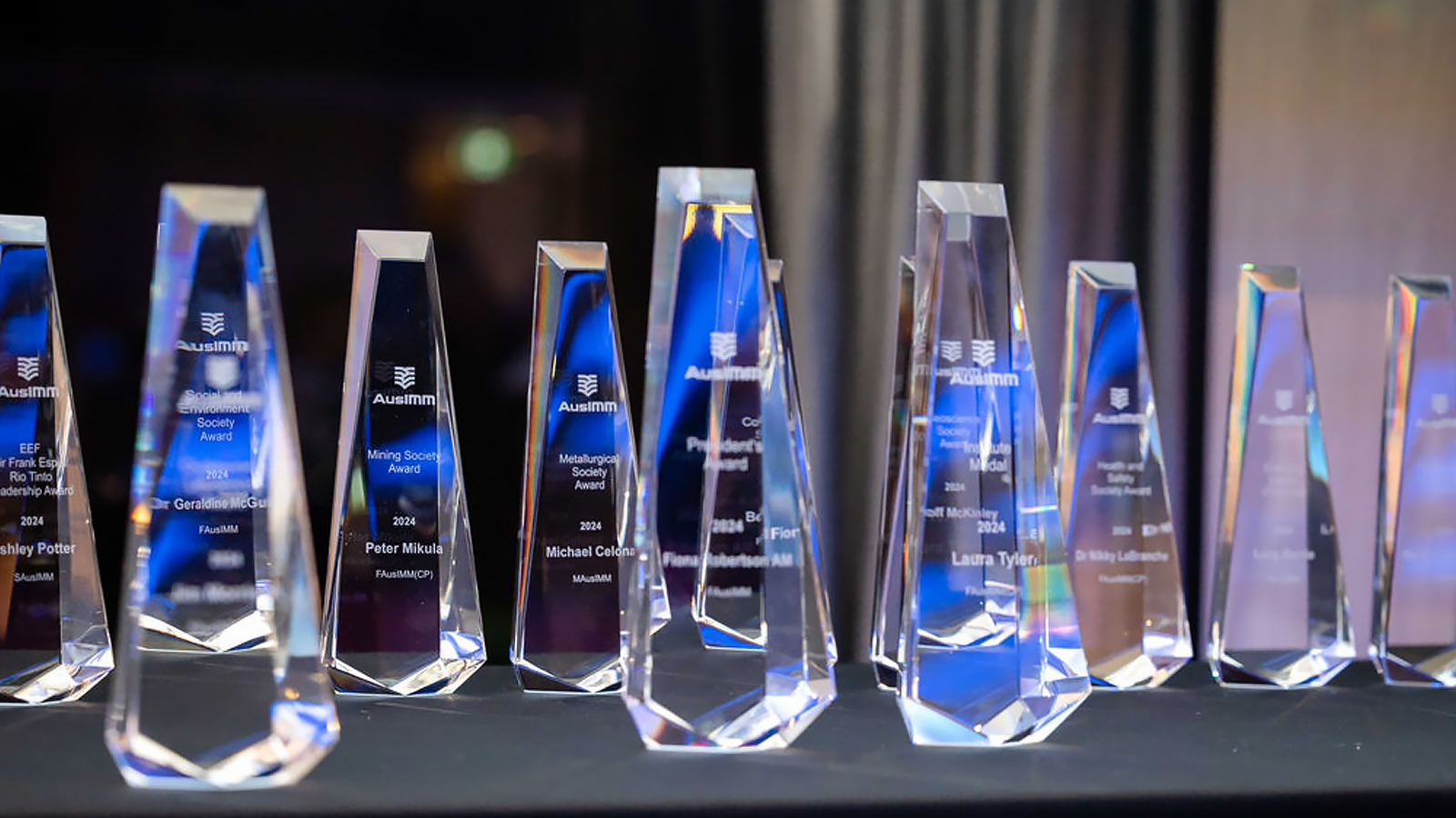 Ausimm Logo AusIMM Aligned Study Phase Modelling Made Easy. — Idoba